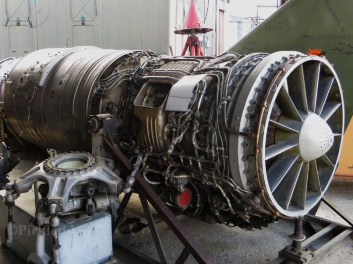 Sukhoi Su-7 “Fitter” – Fast and Fiendish – Pickled Wings